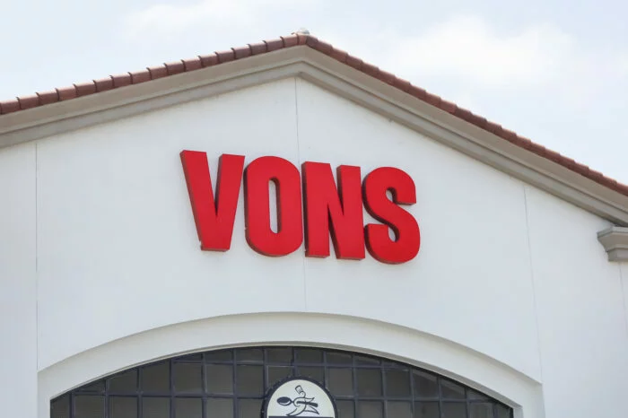 67 Gift Cards Sold at Vons - First Quarter Finance