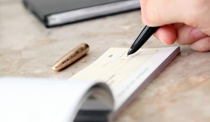 How to Cash a Large Check Without a Hold (Or Even a Bank Account ...